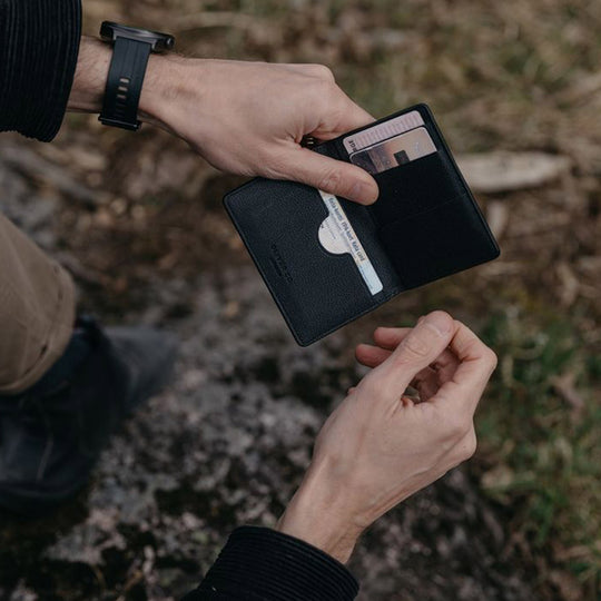Oliver Co : Premium Vegan Wallets & Accessories